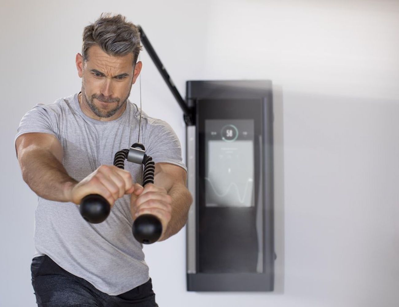 سیستم تناسب اندام هوشمند Tonal - با انرژی مغناطیسی تمرین کنید ! - ماگرتا