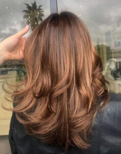 ۴۵ مدل مو فارا کوتاه و بلند زنانه جدید ۱۴۰۲ ؛ با این مدل‌ها، جذابیتت رو ...