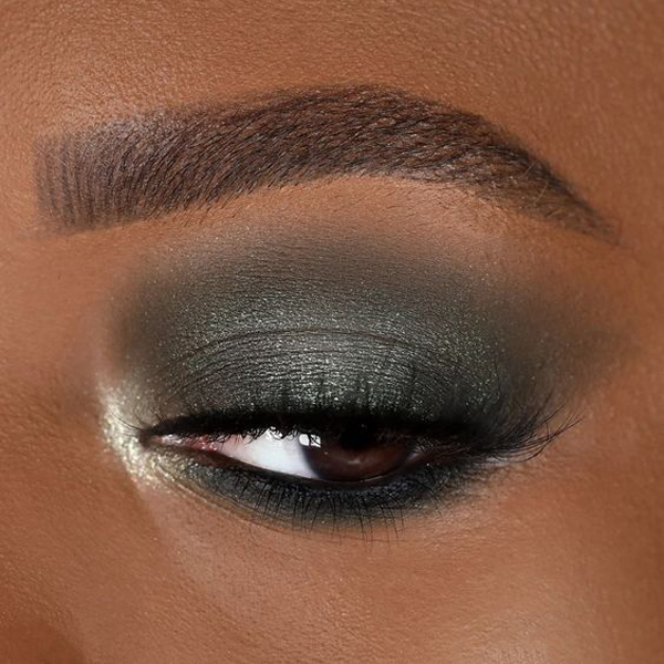 با این ۲۹ مدل سایه چشم یشمی زنانه ، به راحتی در جمع دیگران برجسته شوید ...