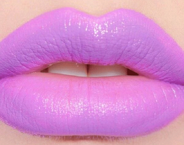 با این ۳۵ رنگ های رژ لب پاستیلی به لب‌هایتان جلوه‌ای شیرین و متفاوت ...