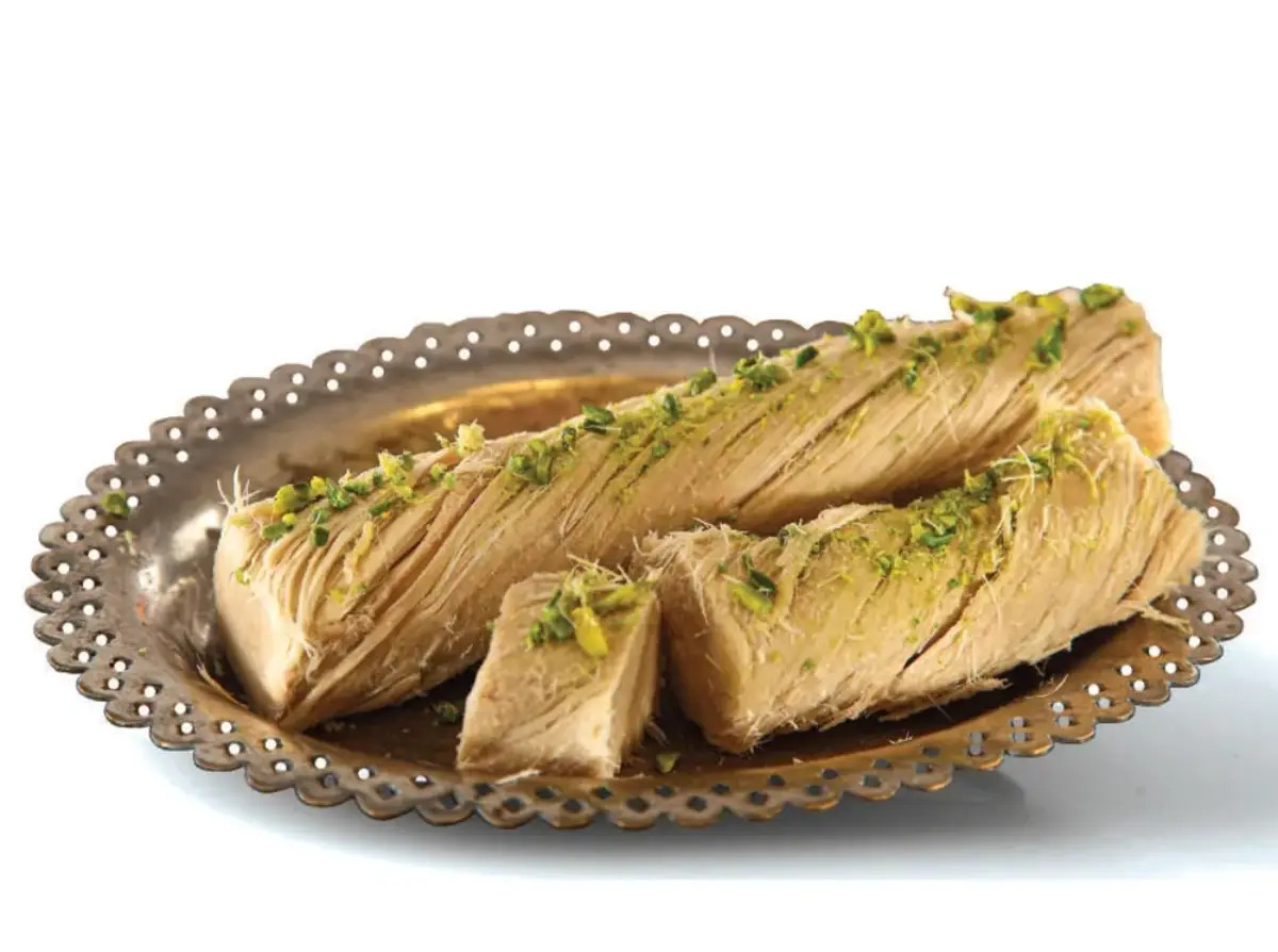 طرز تهیه حلوا پشمکی خانگی ☁️ آموزش کامل همراه با نکات کلیدی - ماگرتا